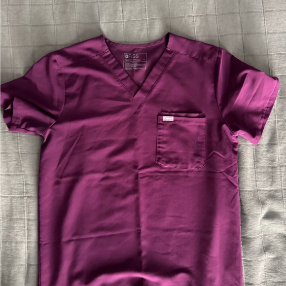 Figs | Shirts | Figs Mens Deep Purple Leon Scrub Top | Poshmark